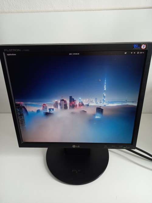 Monitors - 17-inch LG Flatron LCD Monitor (Tested & Working) | 1280 x ...