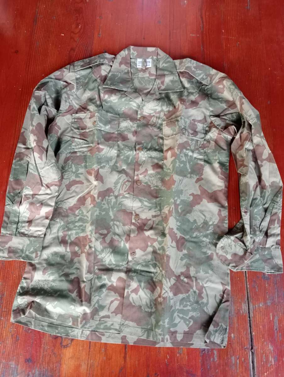 Uniforms - Police camo shirt 1972 - Worn in Rhodesian Bush War for sale ...