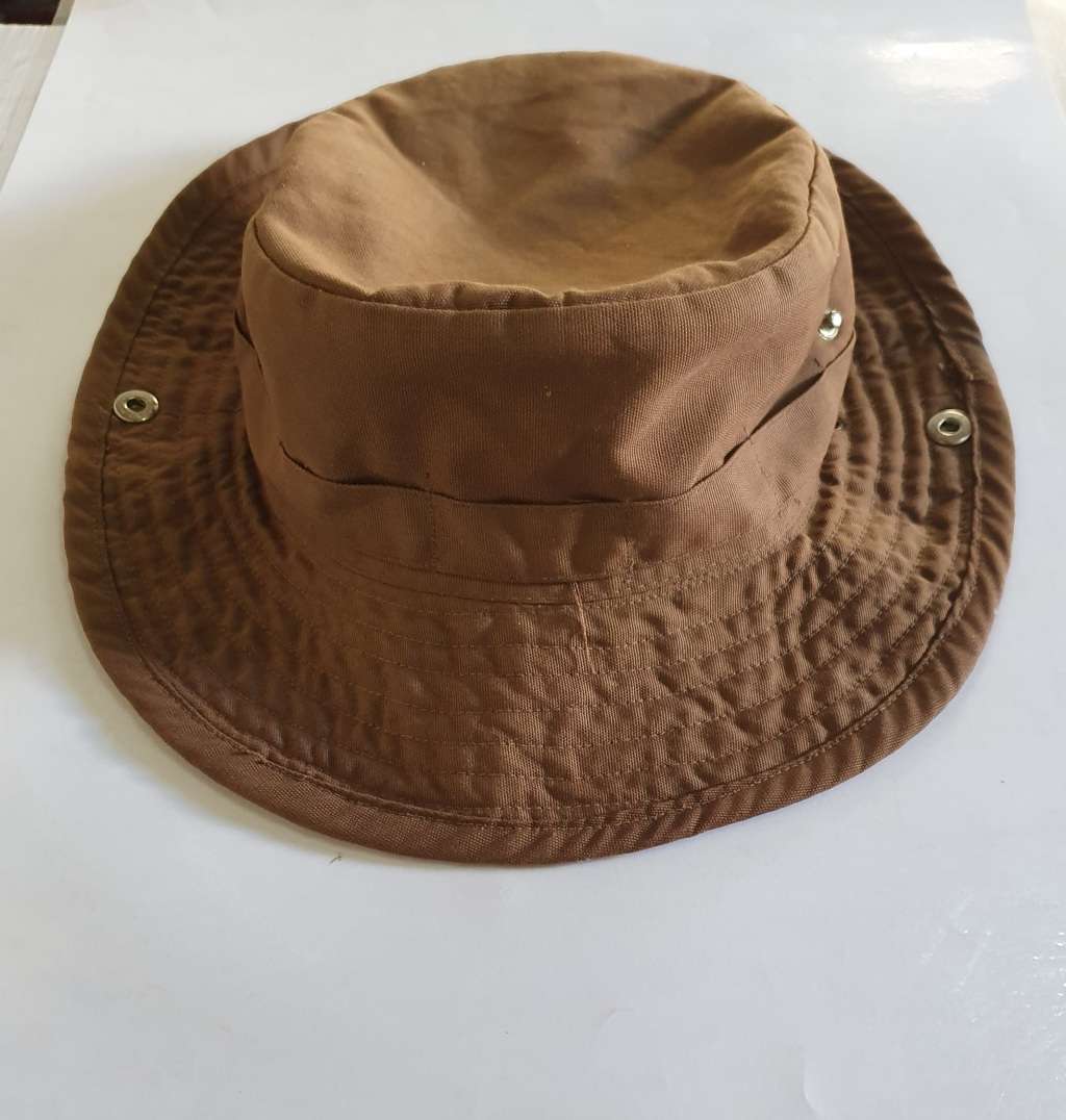 Uniforms - 1971 SADF NUTRIA BUSH HAT. SIZE 55. EXCEPTIONAL CONDITION ...