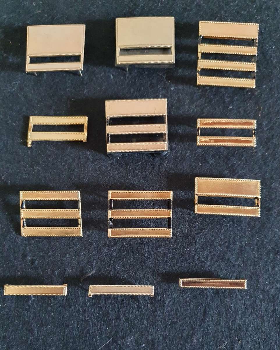 South African Army - SAAF 12 X COLLECTION OF BRONZE RANKS. ONE BID FOR ...