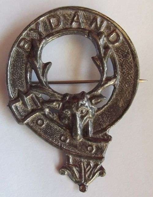 Other Badges & Insignia - Old Scottish Gordon Clan "Bydand" Lapel Pin ...