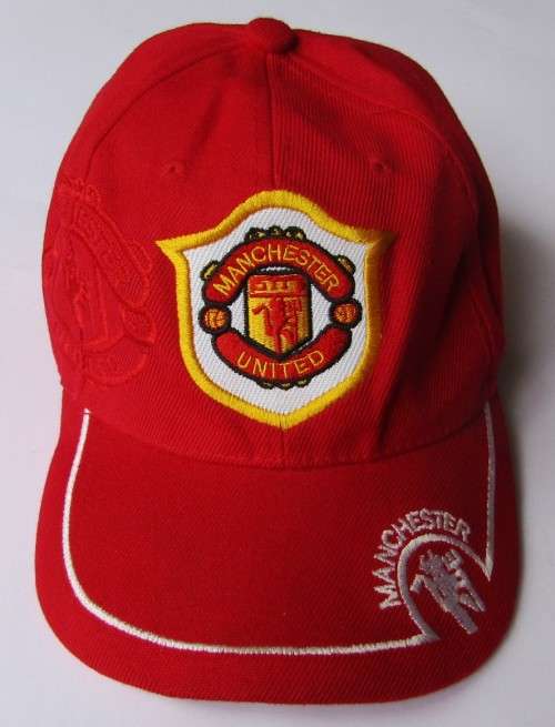 Sporting Memorabilia - Manchester United Football Club Cap was sold for ...