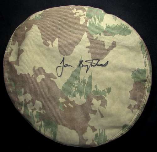 Headgear - SADF - 32 Battalion Camo Beret signed by Col. Jan ...