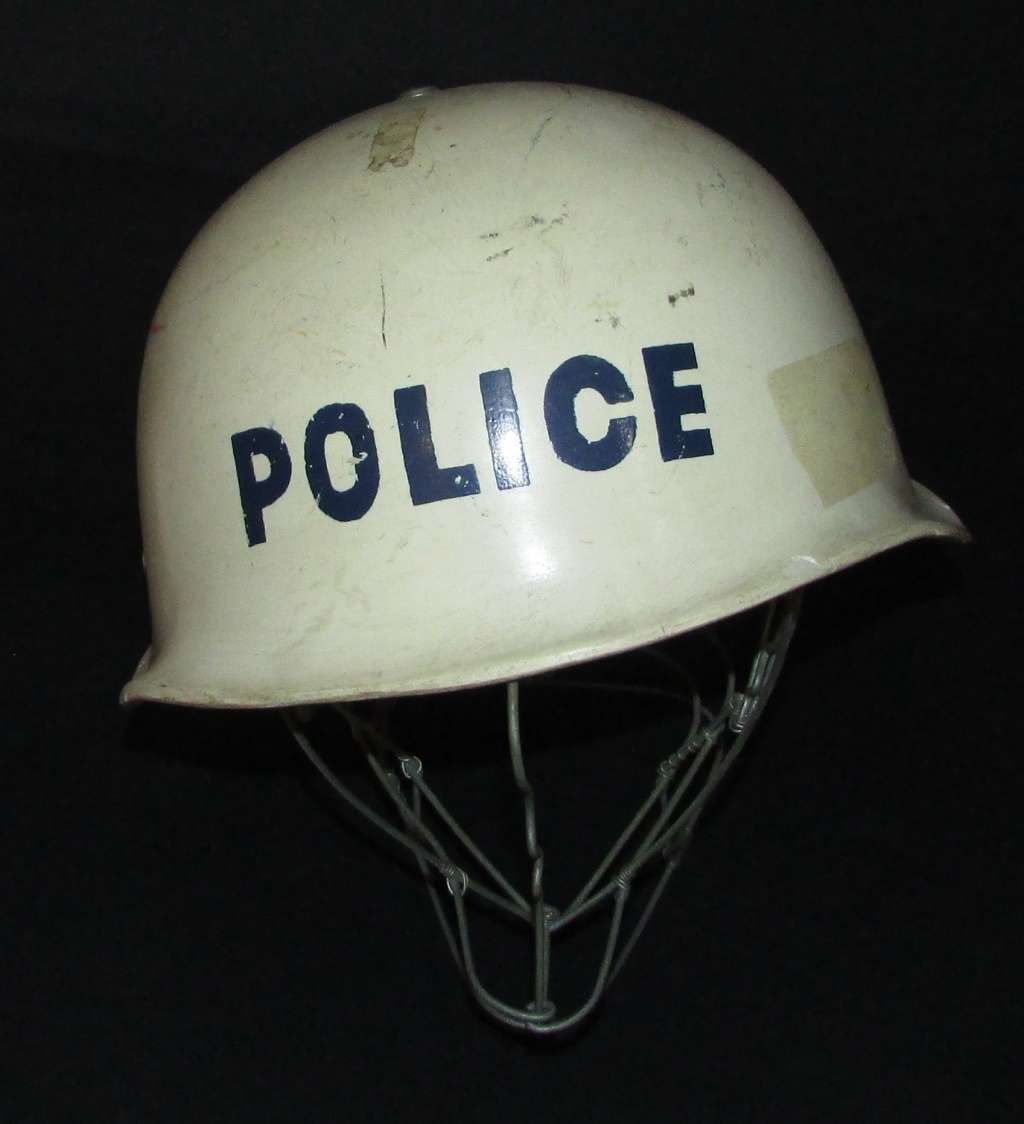 International Badges & Insignia - Rhodesia - British South African ...