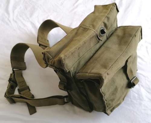 Kit - Radio Bag/Backpack - A52/53/72 - SADF Border War Era was sold for ...