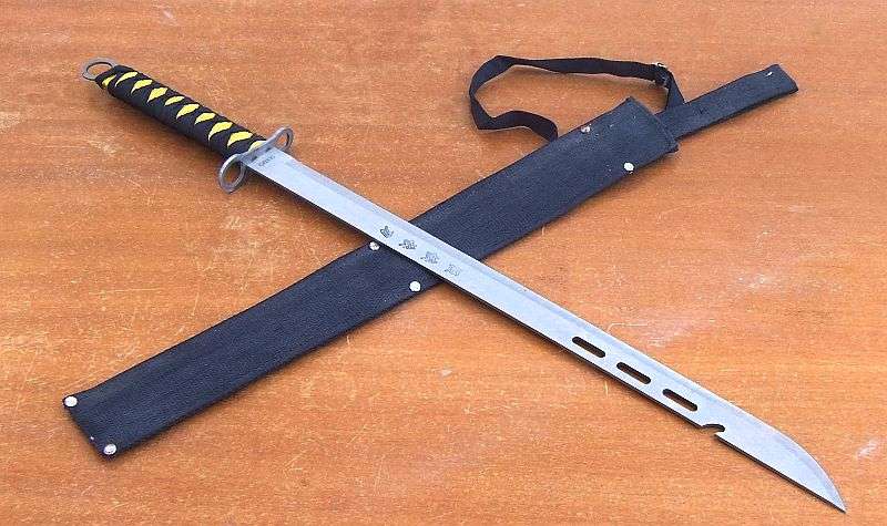 Swords - WICKED FIND !! A VERY SHARP CHINESE FIGHTING SWORD BY SEKIZO ...