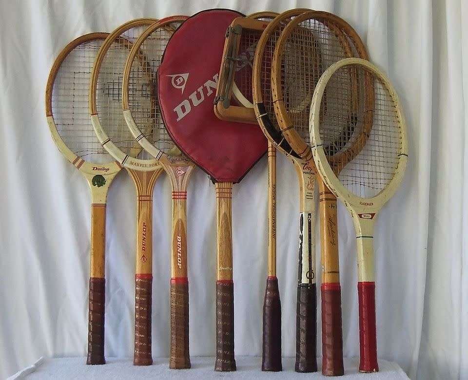 Other Antiques & Collectables - A collection of Vintage tennis racquets ...