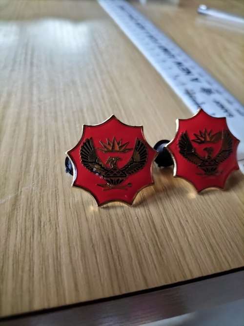 South African Army - SANDF Badge Set was sold for R196.00 on 16 Apr at ...