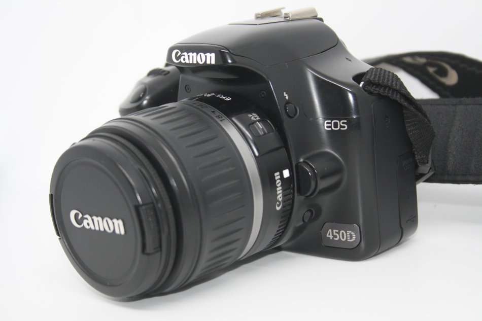 Digital SLR - Canon EOS 450D WITH 18-55MM CANON ZOOM LENS . EXCELLENT ...