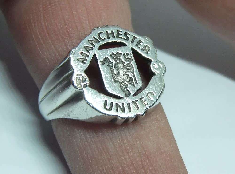Rings - A TOTALLY COOL VINTAGE STERLING SILVER MANCHESTER UNITED ...