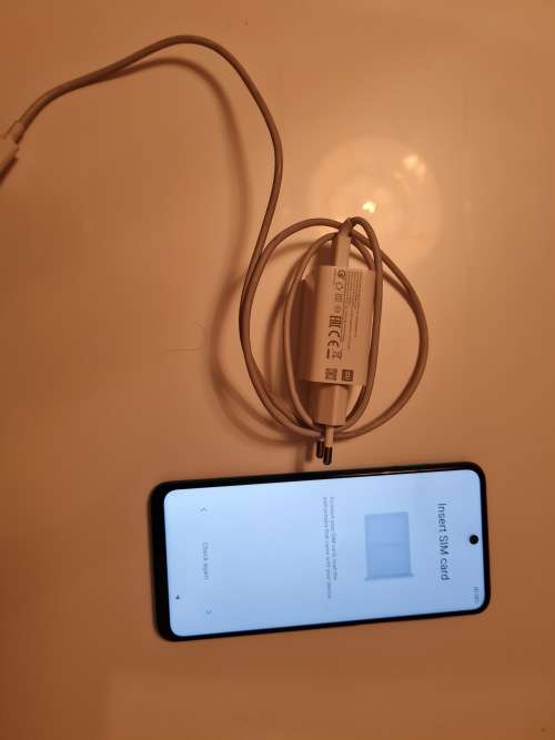 Xiaomi - Xiaomi Redmi Note 9s - excellent condition, charger and phone ...