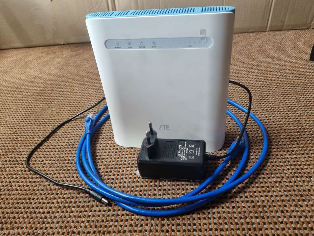 Modems - ZTE MF286C LTE 4G WiFi Router for sale in Bellville (ID:612993299)