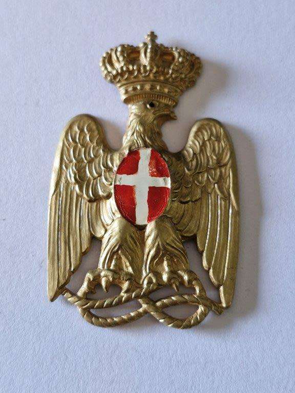 International Badges & Insignia - WWII Italian Colonial Police Cap ...