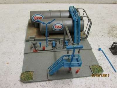 Scenery - HO SCALE : KIBRI OIL REFINERY ESSO STORAGE TANK - LOT 674N ...