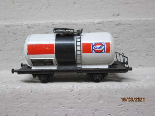 Rolling Stock - HO SCALE : LIMA : GULF TANKER was sold for R30.00 on 28 ...