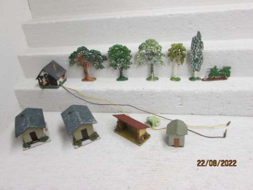 Scenery - HO SCALE : OLD FALLER BUILDINGS and ACCESSORIES was sold for ...