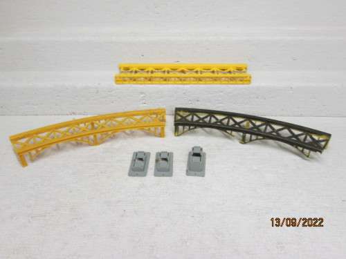 Scenery - HO / OO SCALE : LIMA : X2 CURVED BRIDGES + X1 STRAIGHT BRIDGE ...