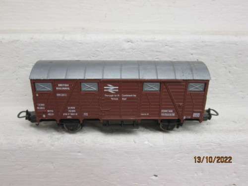 Rolling Stock - HO SCALE : LIMA :BRITISH RAILWAY - BOX CAR was sold for ...
