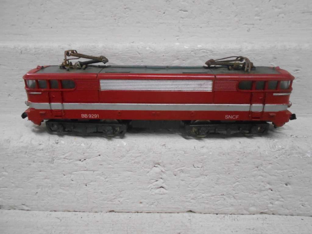Locomotives - HO SCALE - LIMA - RED SNCF ELECTRIC LOCOMOTIVE - CAPITOLE ...