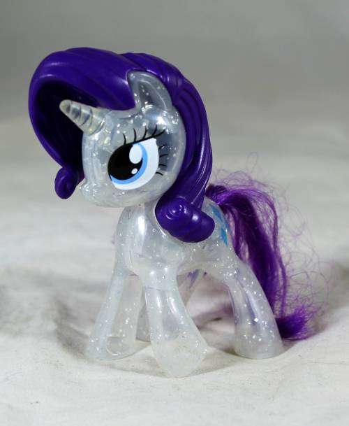 Other Collectable Toys - My Little Pony - Glitter Rarity - Bid Now ...