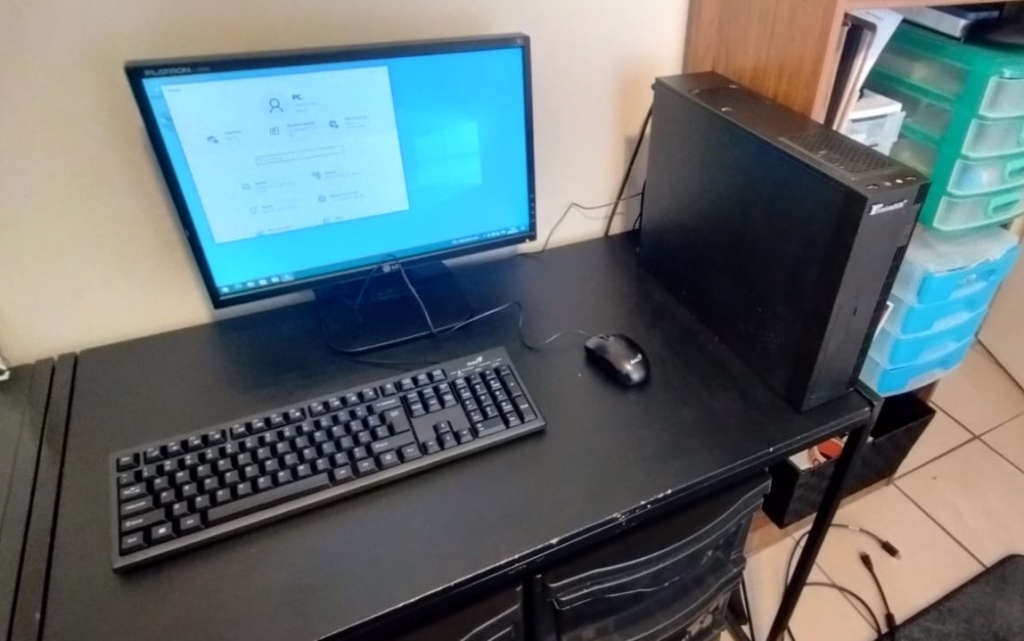 PC Desktops & All-in-Ones - Full Office PC Setup (i5 7400, 8GB DDR4 ...