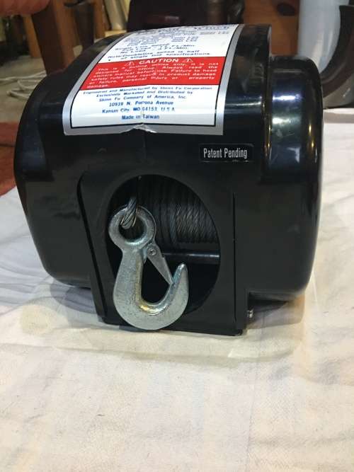 Winches - Pro Pull 6000LB 12V winch complete with remote in the box and ...