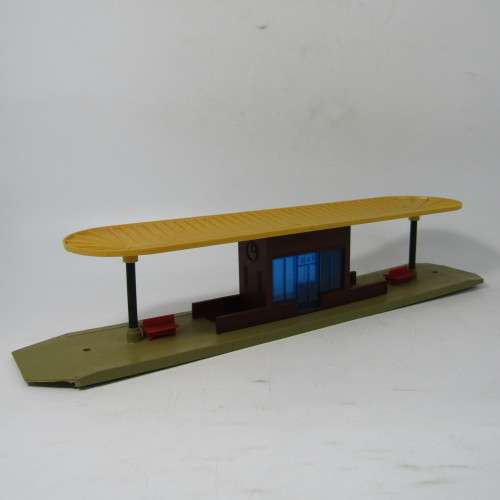 Scenery - Model Railway Station platform with bar - possible HO scale ...
