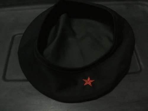 Other War Memorabilia - cuban beret ,,,its reproduction was sold for ...