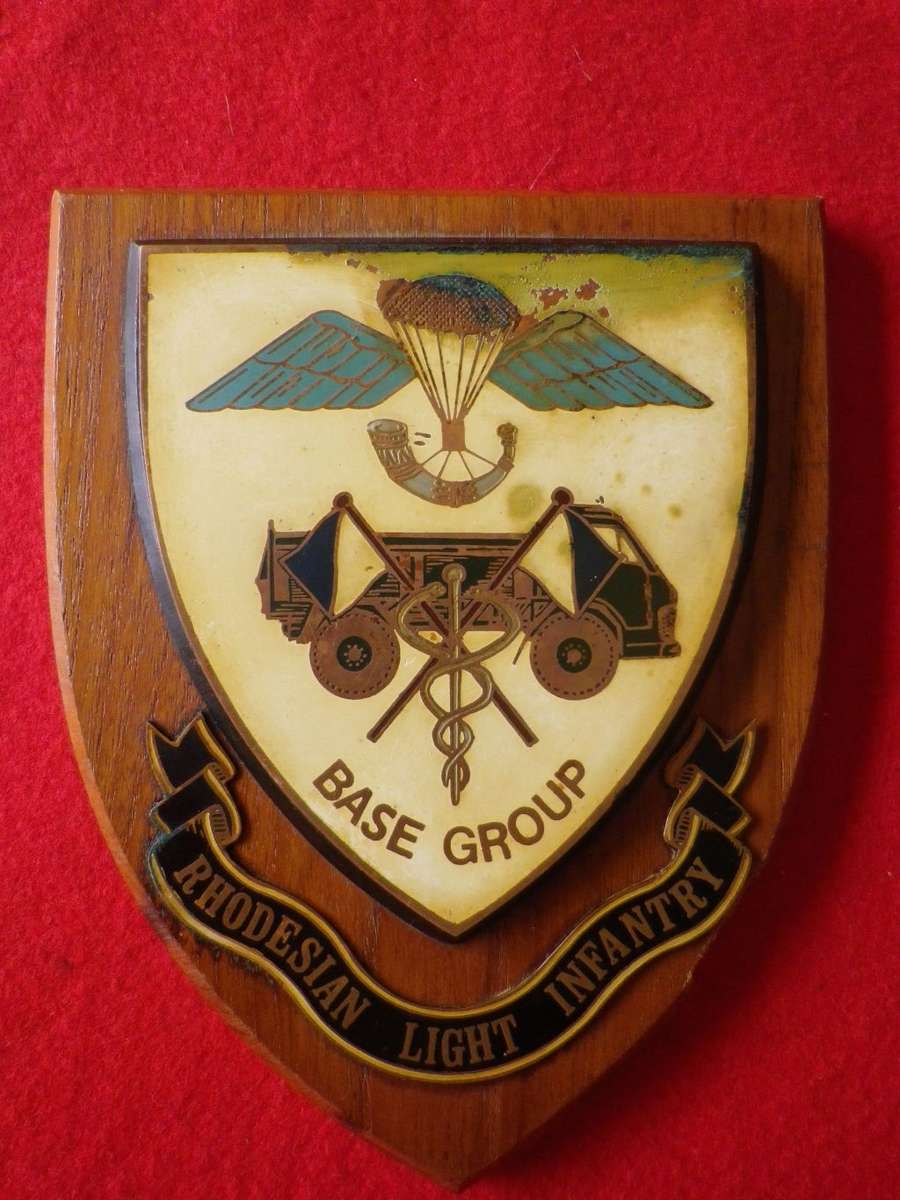Plaques - RHODESIAN LIGHT INFANTRY BASE GROUP PLAQUE - DAMAGE AS SEEN ...