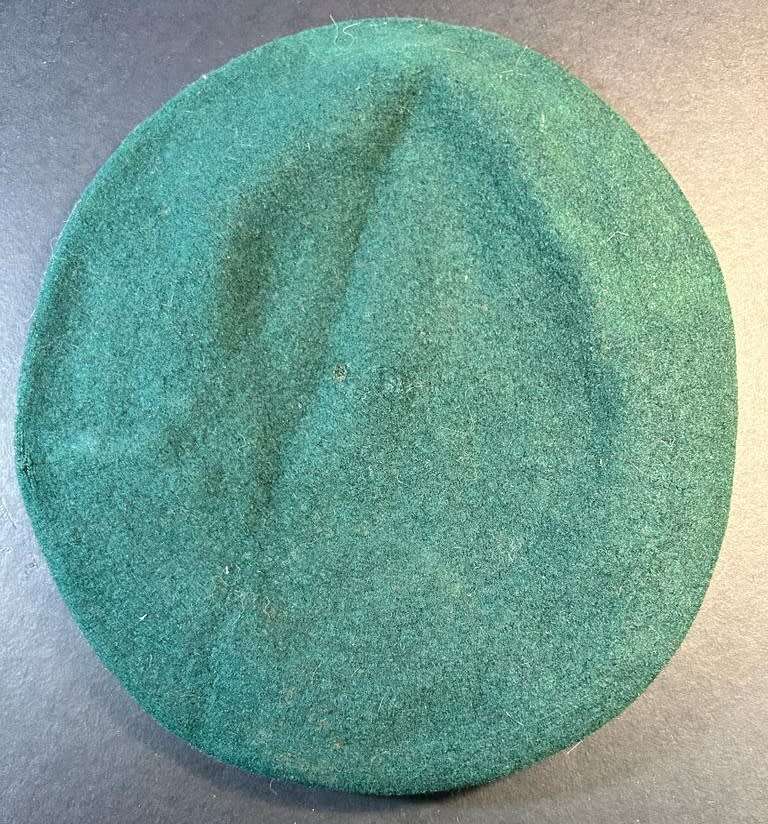 South African Army - SADF - Complete Infantry Beret was sold for R250 ...