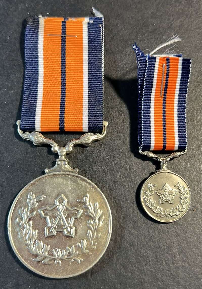 SADF & SANDF - SADF - Full Size plus Miniature General Service Medal ...