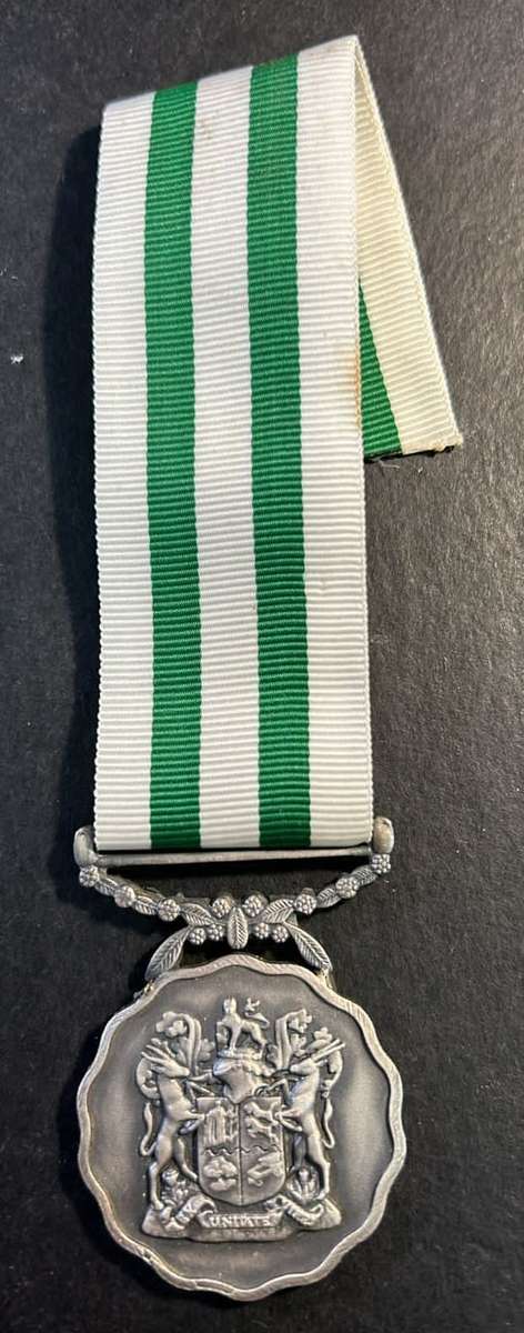 SADF & SANDF - SADF - Full Size Silver Good Service Medal for sale in ...