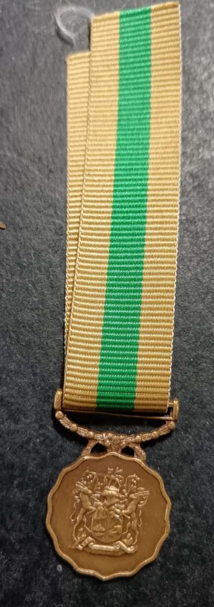 SADF & SANDF - SADF - Full Size Good Service Medal was sold for R220.00 ...