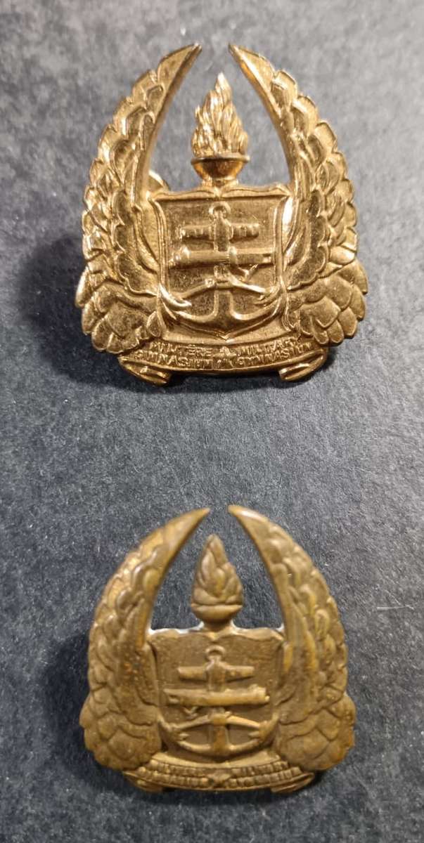 South African Army - SADF - Army Gymnasium Cap and Collar for sale in ...