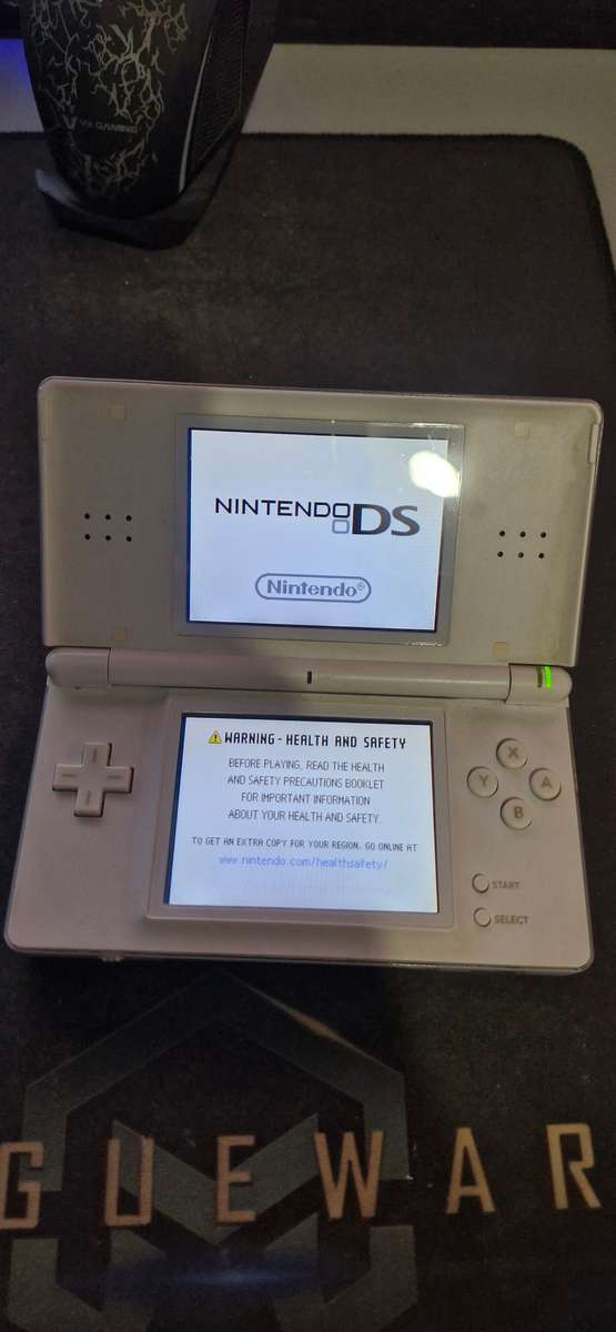 Nintendo - Nintendo Ds lite white bundle with 15 games,charger and ...