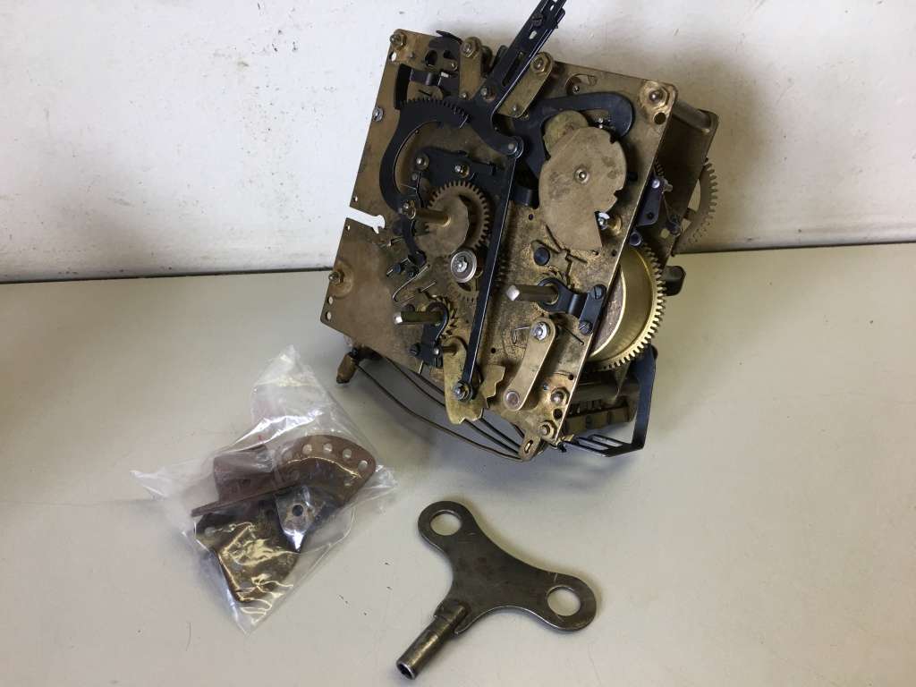 Other Clocks - German clock movement - PL 12cm - parts repair was ...