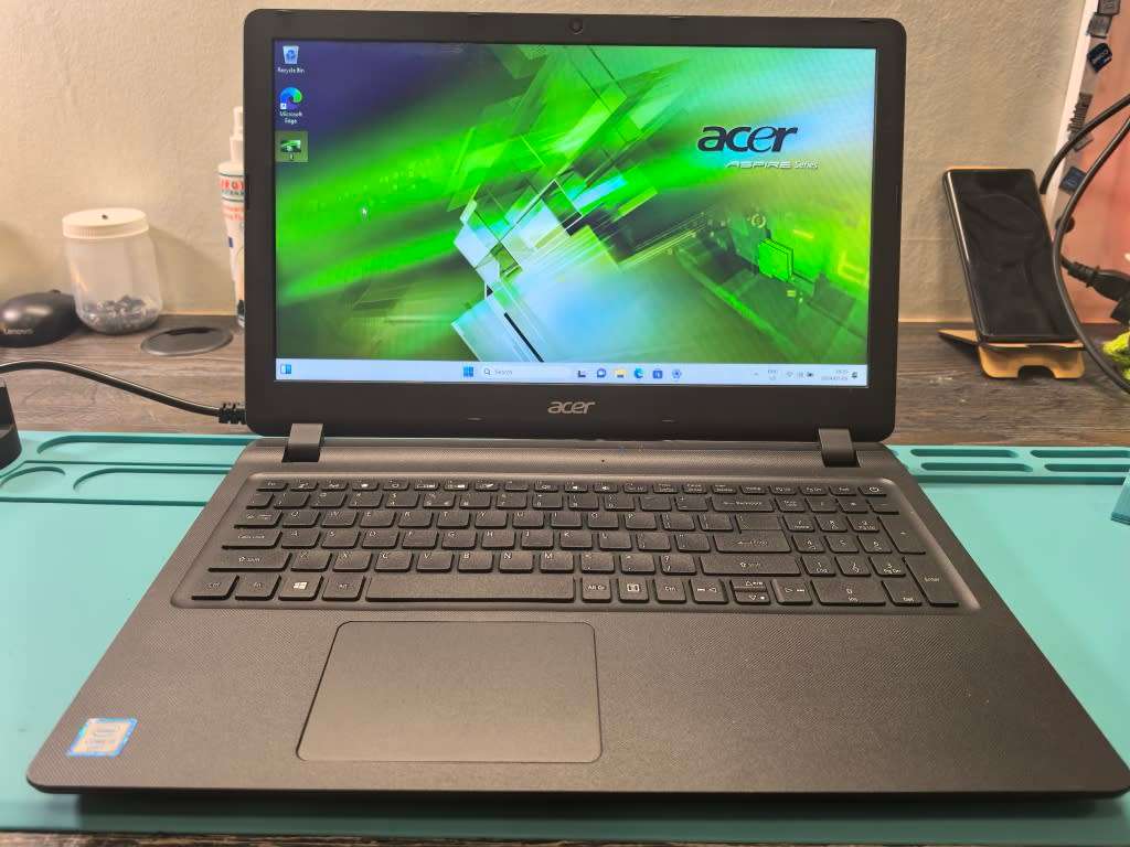 Laptops & Notebooks - ACER EX2540-i3-6006U-8GB DDR4 RAM-240GB SSD-HD ...