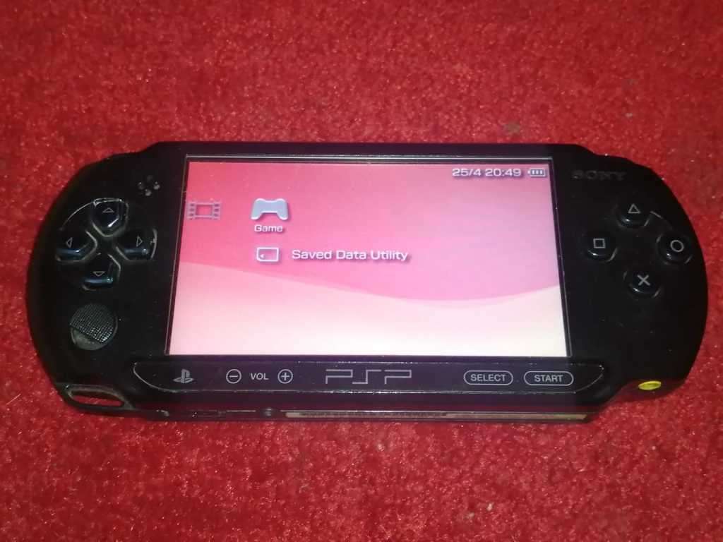 PlayStation - PSP (Read Discription) for sale in Venterstad (ID:613889088)