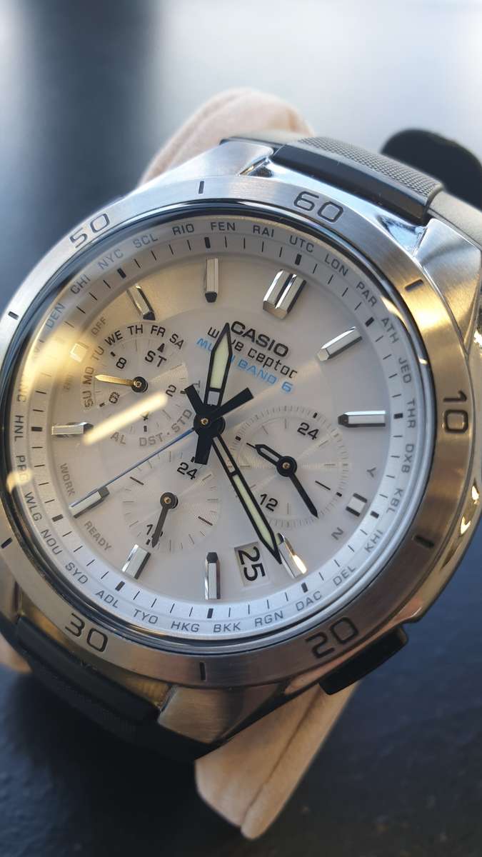 Men's Watches - Casio Waveceptor Multiband 6 (Japan only Model) Solar ...