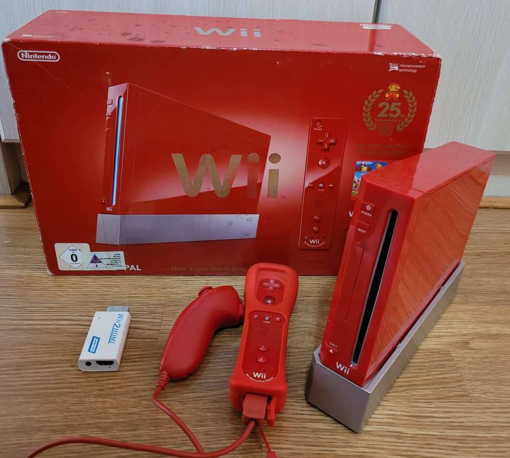 Nintendo - Nintendo Wii Console Red Mario 25 Year Anniversary Edition ...
