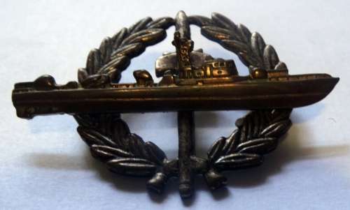 South African Navy - SA Navy Submarine Qualification Badge (pins intact ...