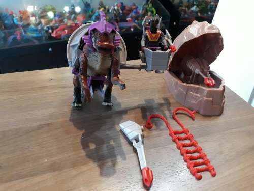 Other Action Figures - Dino Riders 1987 Saurolophus With Locus Vintage ...