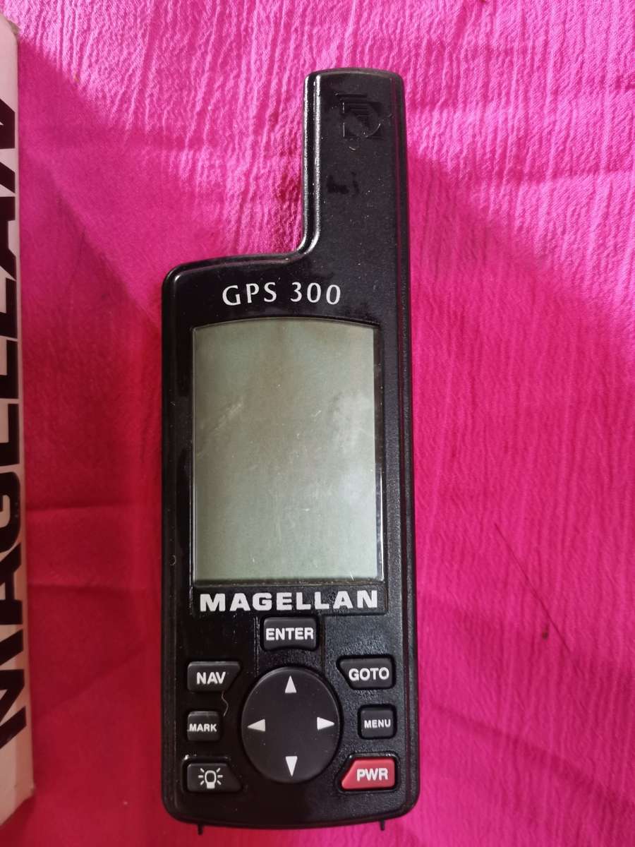 GPS Devices - GPS 300 MAGELLAN Satellite Navigator was sold for 81.00 ...