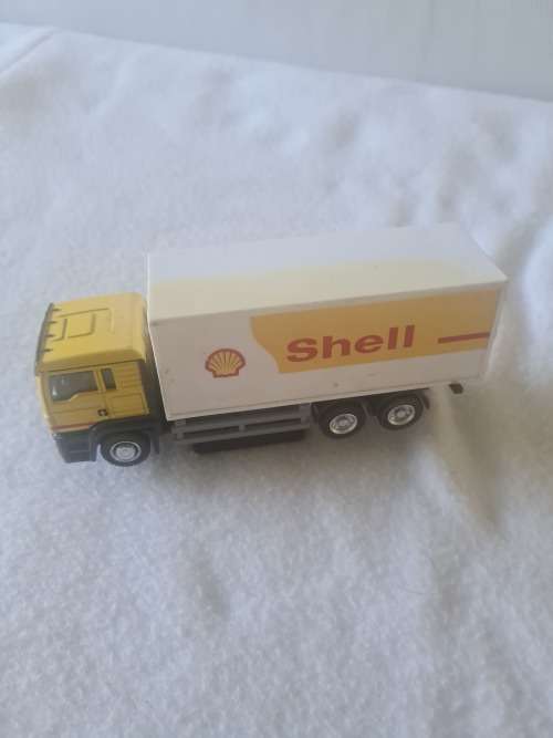 Models - VINTAGE DIE CAST MODEL SHELL TRUCK(PLASTIC CONTAINER) was sold ...