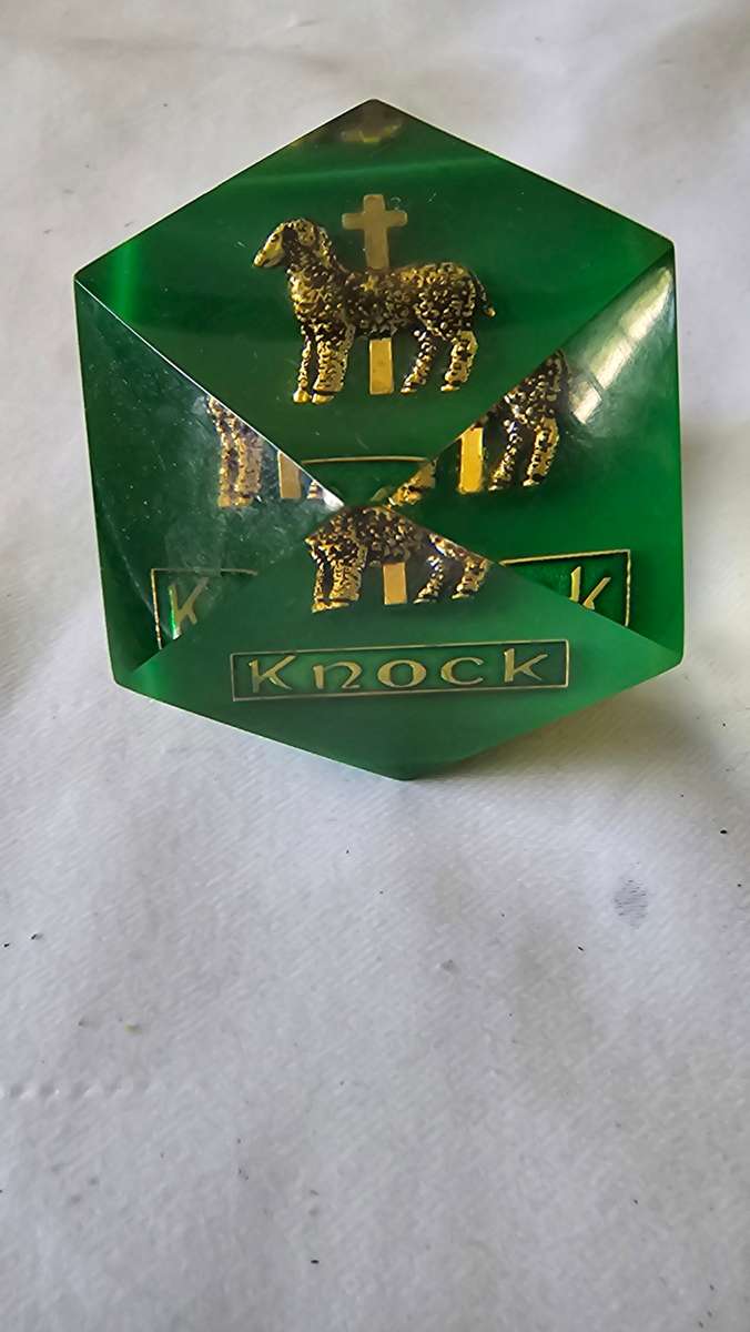 Other Antiques & Collectables - 3 D GOLDEN LAMB AND CROSS WOTH KNOCK ...