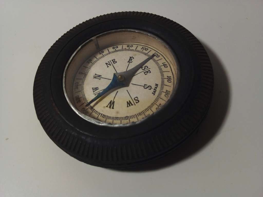 Compasses - Vintage Working Compass in Rubber and Glass Casing for sale ...