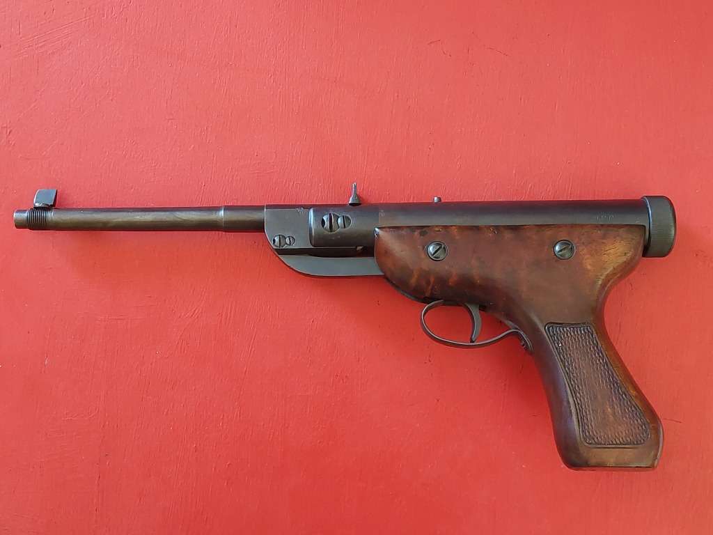BB & Pellet Guns - Very Rare!! Vintage Berghman arcade air pistol, 100% ...