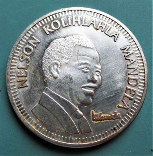 Mandela - 1999 NELSON MANDELA COMMEMORATIVE MEDALLION - Crown size was ...