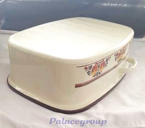 Roasters - Vintage Large Enamel Roasting Pan With Lid, Large, Cream and ...