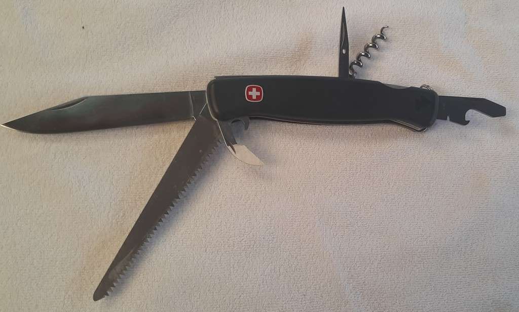 Tools & Knives - Wenger Swiss Army knife 111mm Ranger model ...